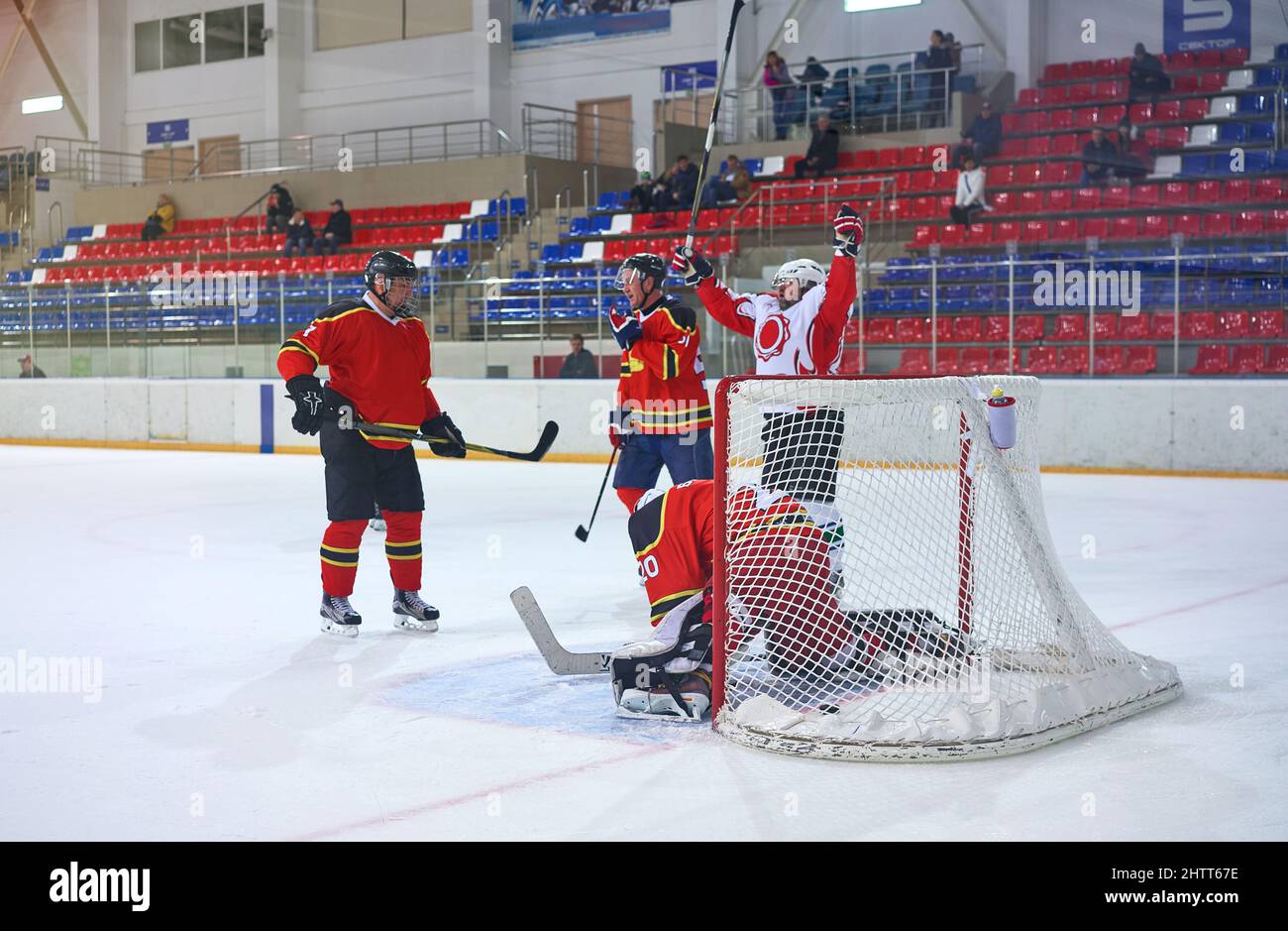hockey players fight at the gate Stock Photo - Alamy