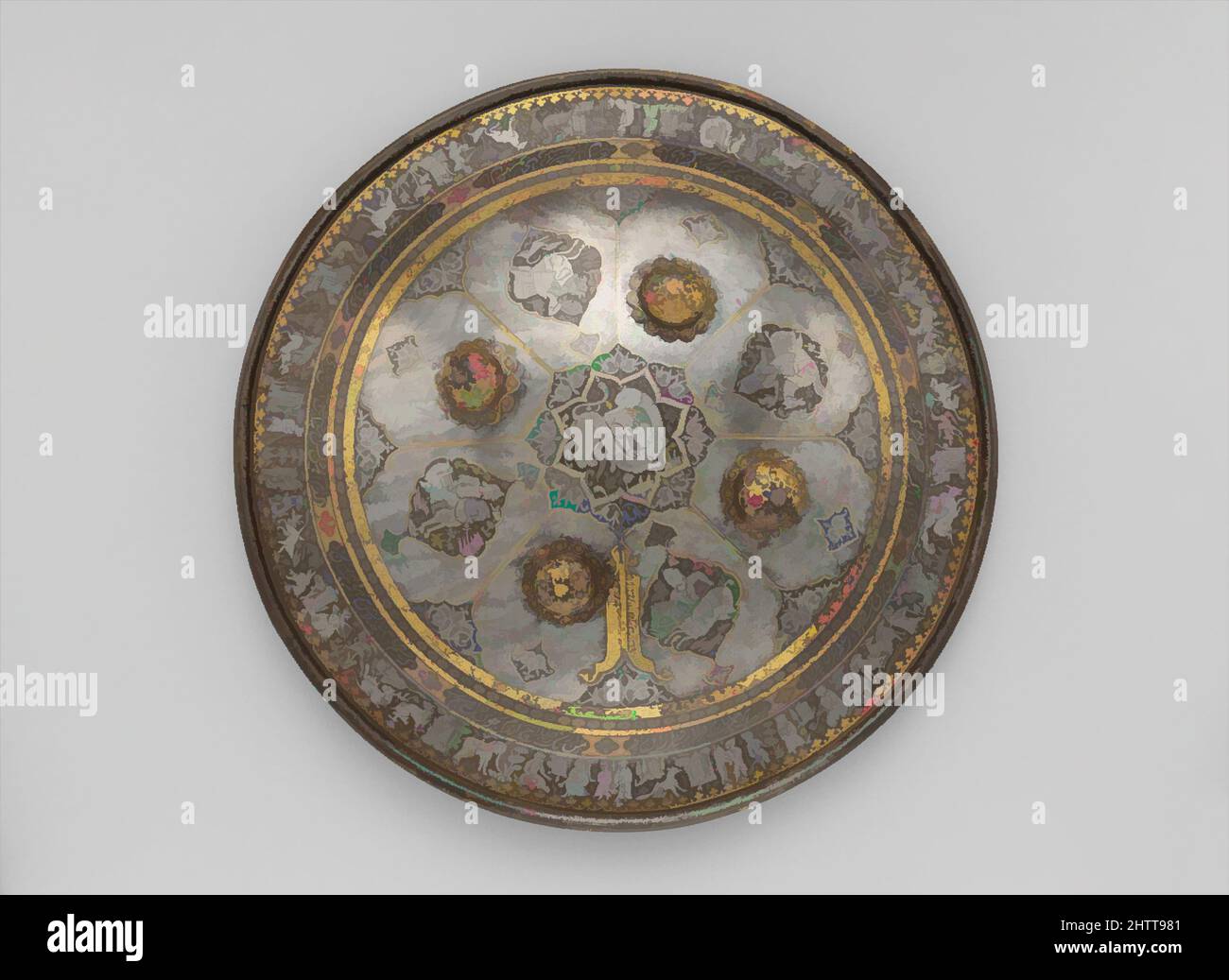 Persian iron shield hi-res stock photography and images - Alamy