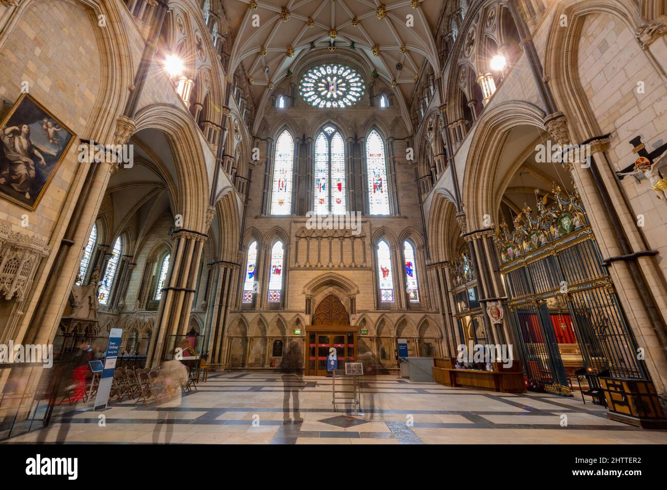 York minster interior people hi-res stock photography and images - Alamy