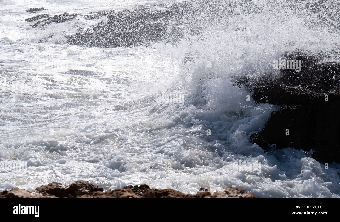 Clashing with rocks hi-res stock photography and images - Alamy