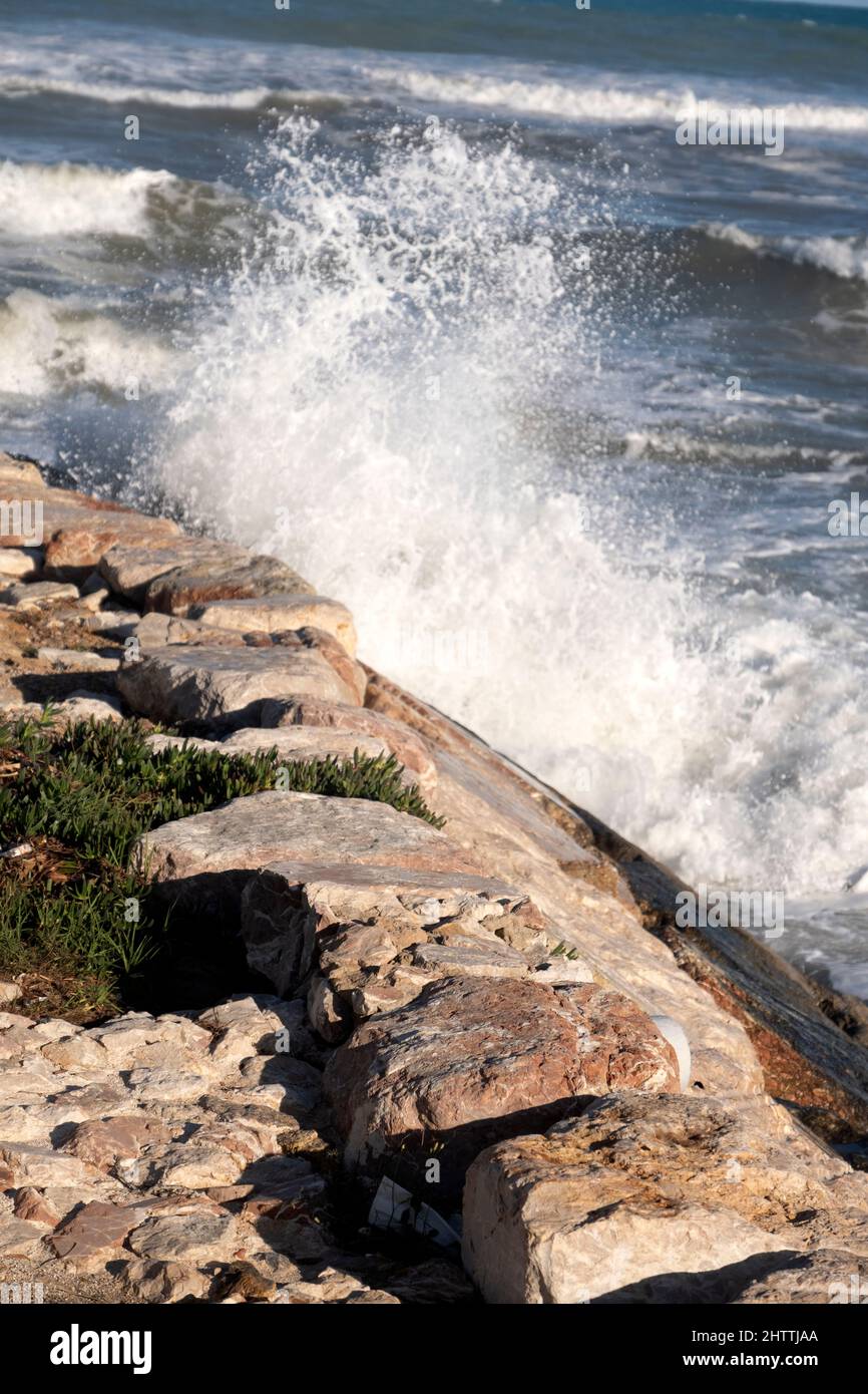 Clashing with rocks hi-res stock photography and images - Alamy