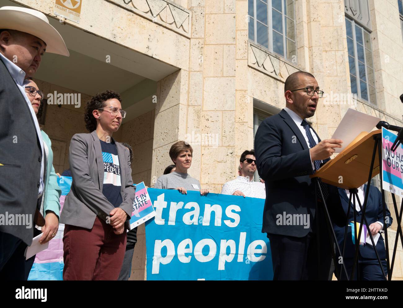 Transgender child hi-res stock photography and images - Alamy