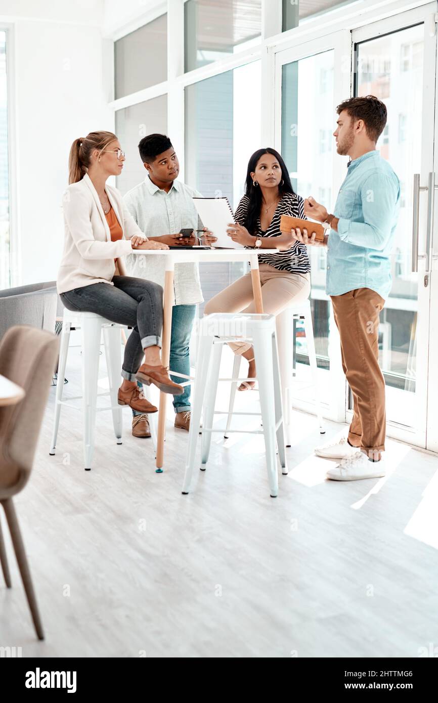 Design office teamwork discussions hi-res stock photography and images ...