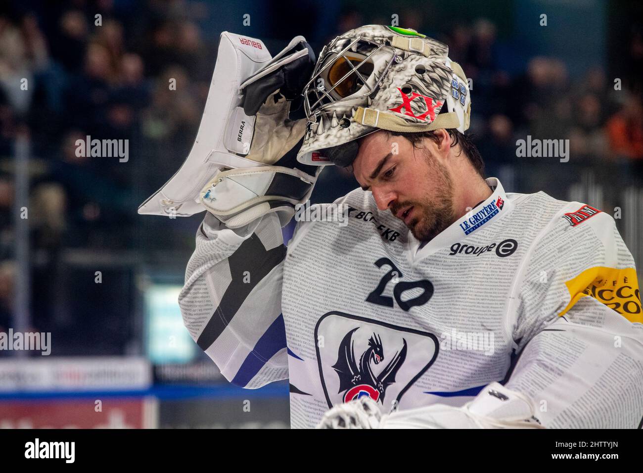 Goalkeeper #20 Reto Berra (Fribourg) during the National League Regular ...