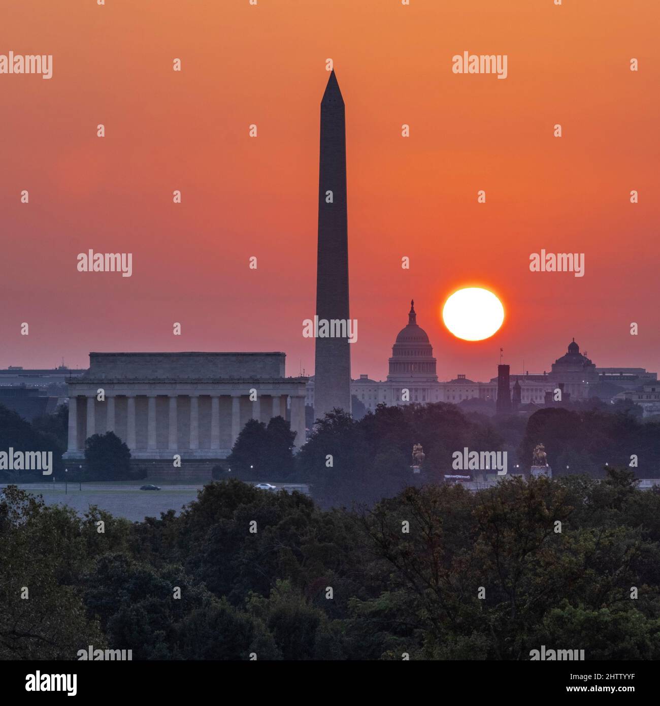 Washington, DC Sunrise behind the U.S. Capitol Building Stock Photo - Alamy