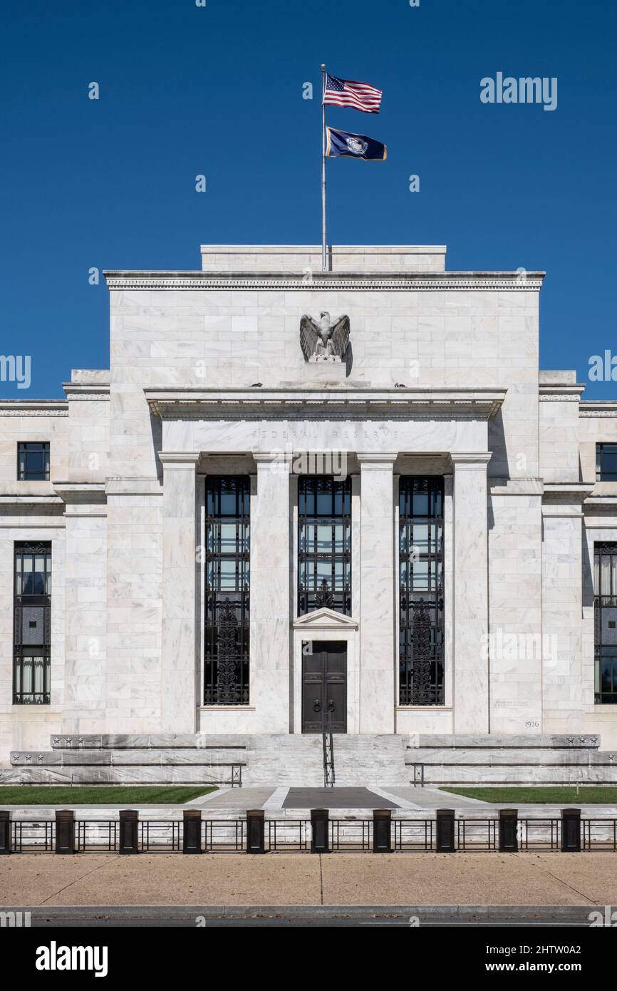 Federal reserve building washington hi-res stock photography and images ...