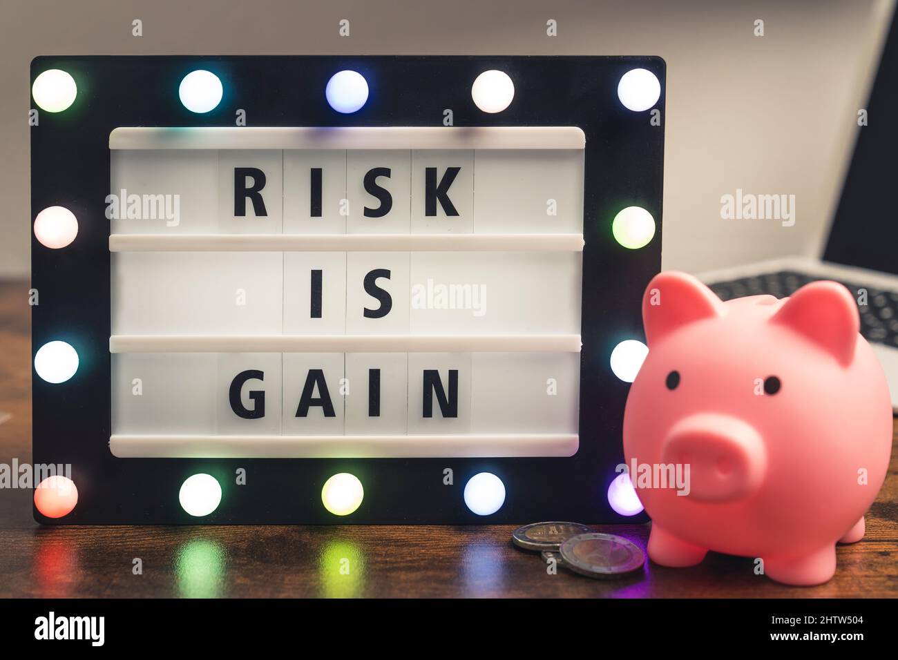 Risk idea hi-res stock photography and images - Alamy