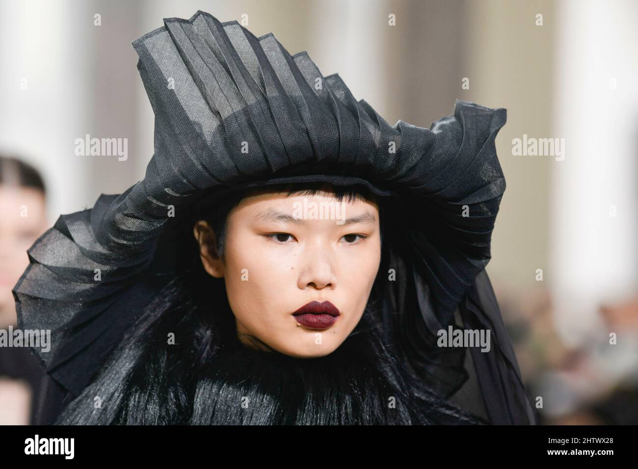 Paris, Frankreich. 02nd Mar, 2022. ROCHAS Fall/Winter 2022-23 Runway ...