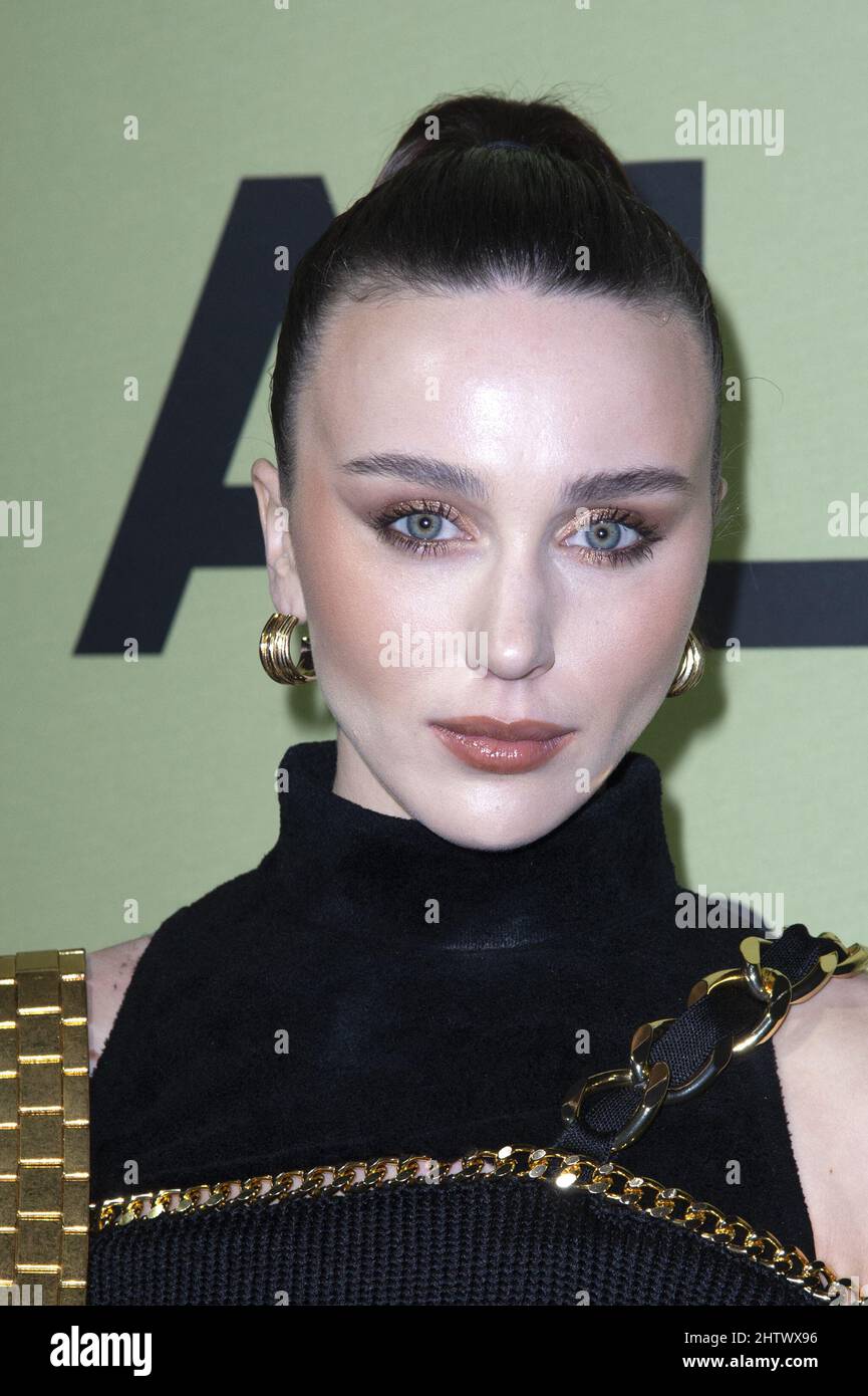 Mary Leest attending the Balmain Womenswear Fall/Winter 2022/2023 show ...