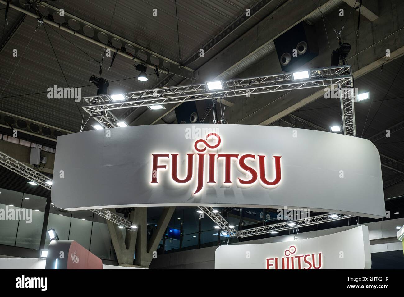 Fujitsu sign hi-res stock photography and images - Alamy