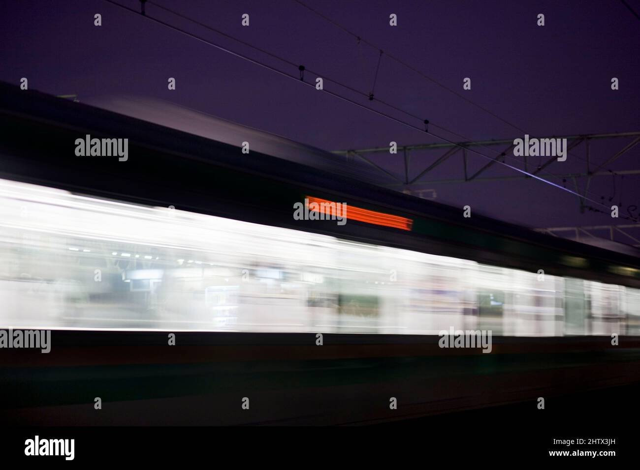 Night passing train hi-res stock photography and images - Alamy