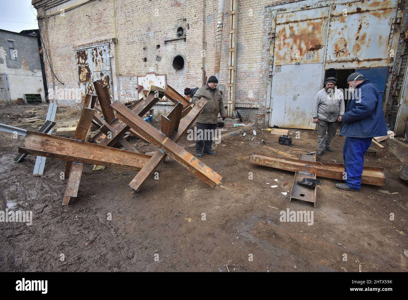 Lviv, Ukraine. 02nd Mar, 2022. Ukrainian volunteers seen producing anti ...