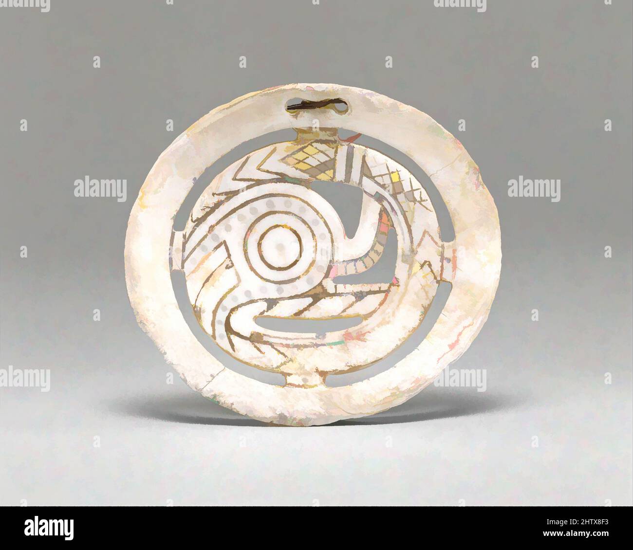 Shell gorget hi-res stock photography and images - Alamy