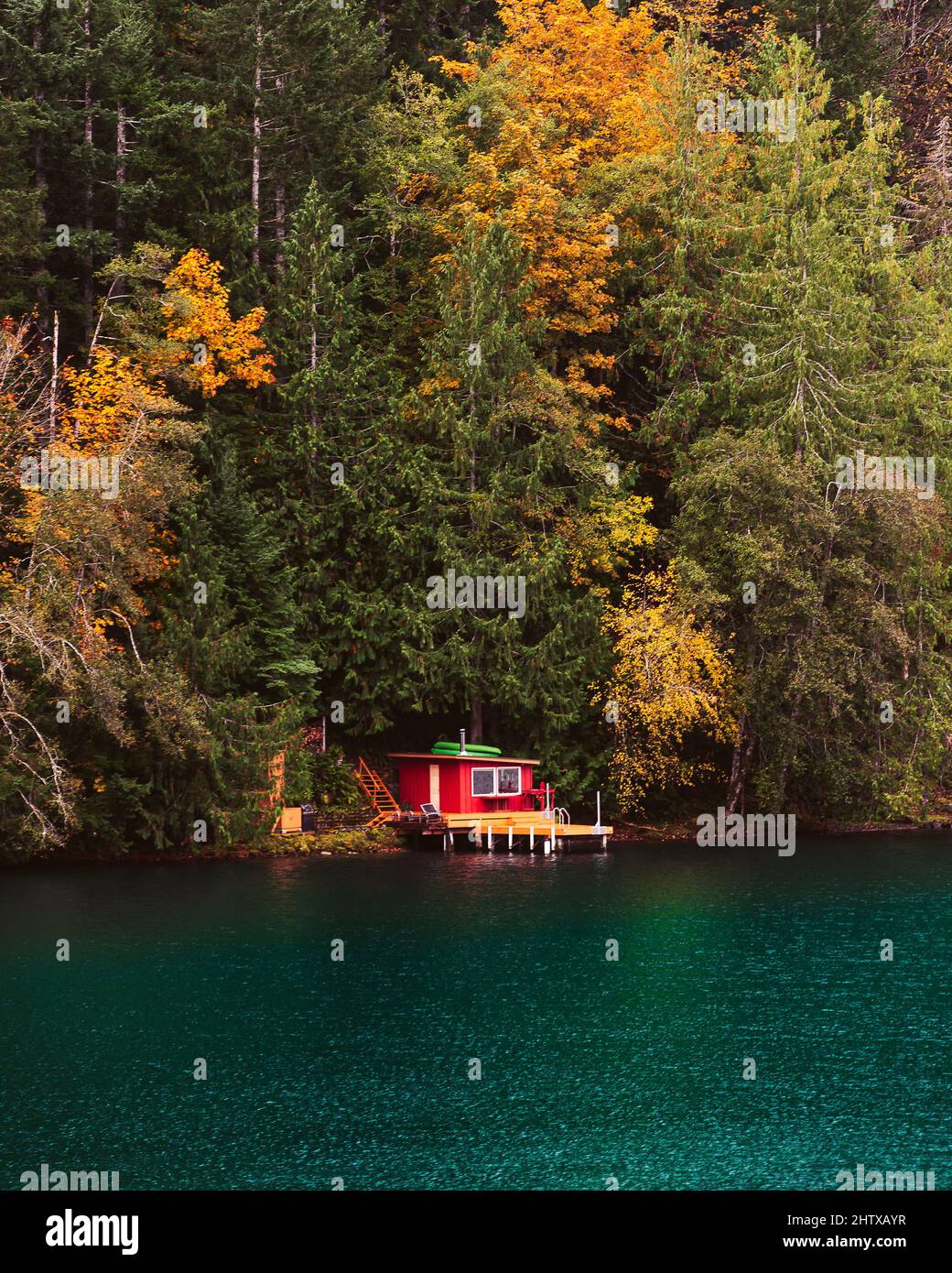Blue water boathouse hi-res stock photography and images - Alamy