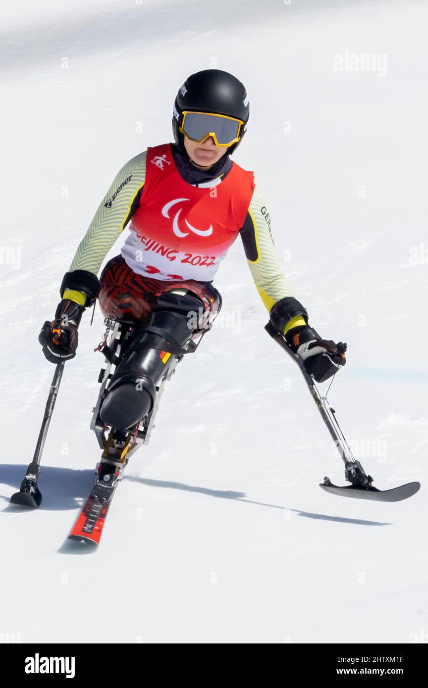 Peking, China. 03rd Mar, 2022. Paralympics, Para Alpine Skiing, Women ...