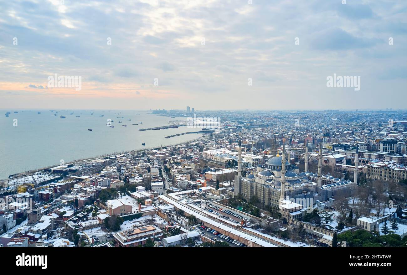 drone view of the grand mosque in istanbul Stock Photo - Alamy