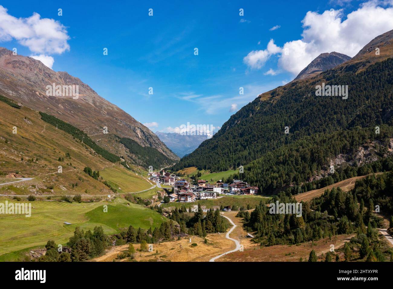 Hiking trail from Vent to the Rofenhoefe, village view Vent, Venter Tal ...