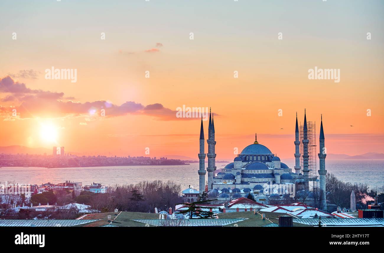grand mosque at sunset in istanbul Stock Photo - Alamy