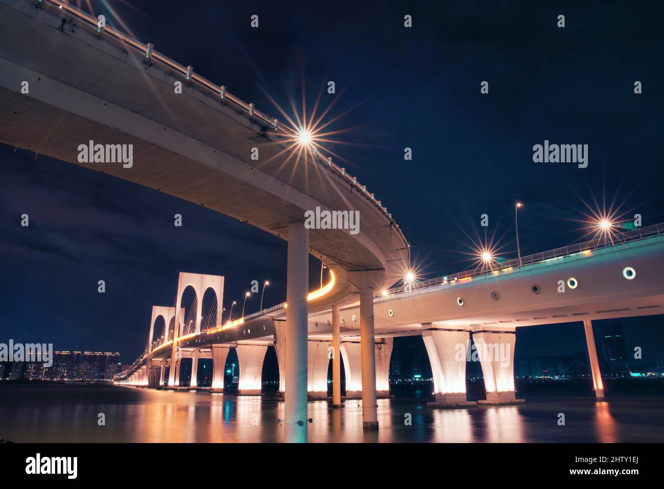 Macau bridge hi-res stock photography and images - Alamy
