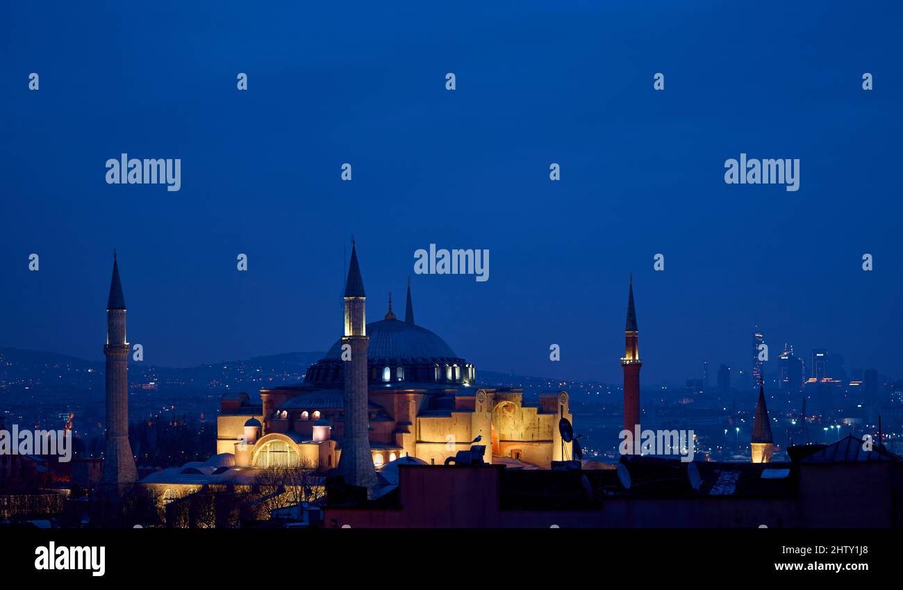 Grand bazaar istanbul aerial hi-res stock photography and images - Alamy