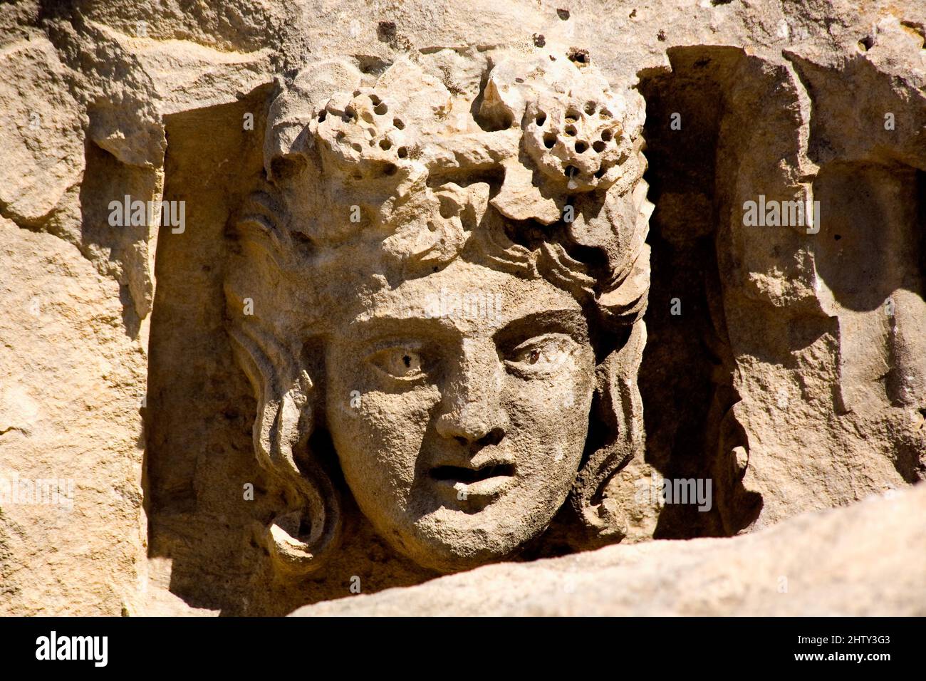 Mask frieze hi-res stock photography and images - Alamy