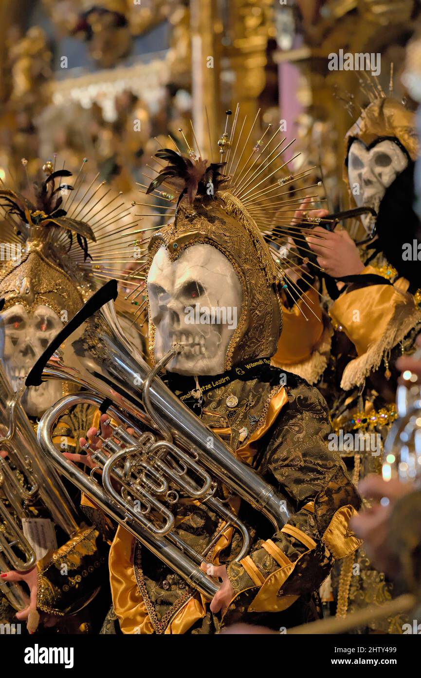 Carnival mass hi-res stock photography and images - Alamy