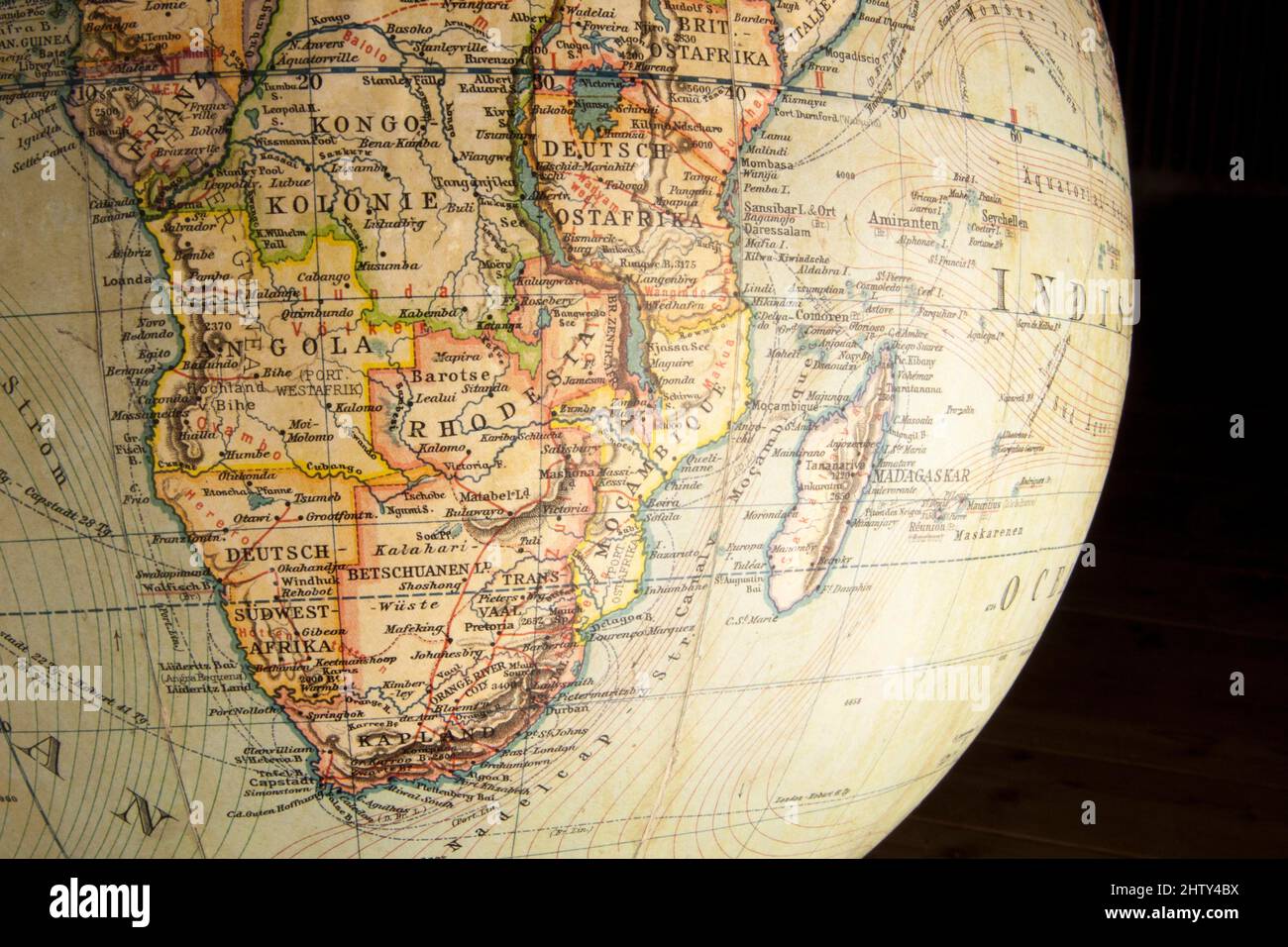 Spherical colonies hi-res stock photography and images - Alamy