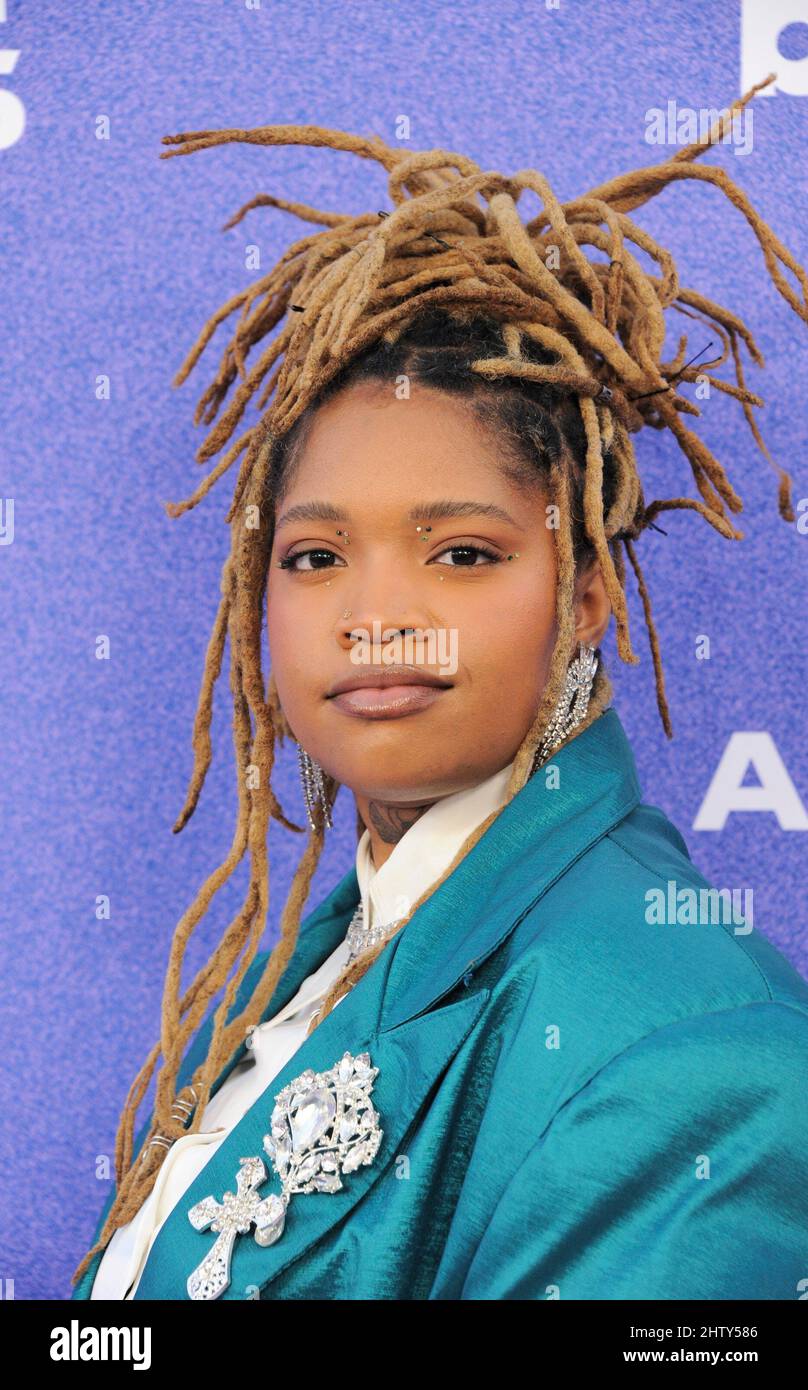 Los Angeles, CA. 2nd Mar, 2022. Ambré at arrivals for Billboard Women ...