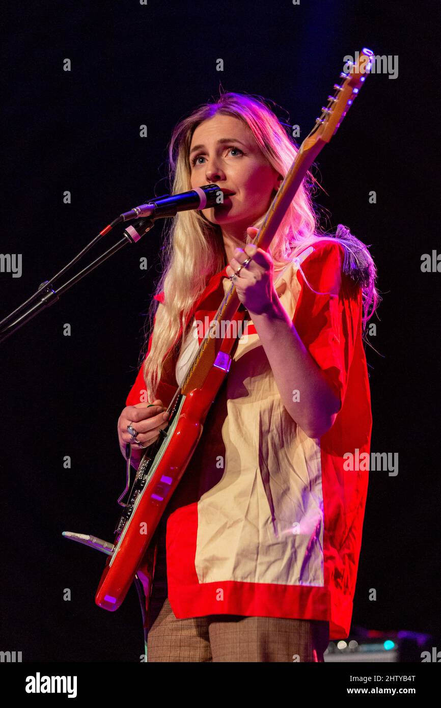 Milwaukee, USA. 02nd Mar, 2022. Hester Chambers of Wet Leg on March 2 ...