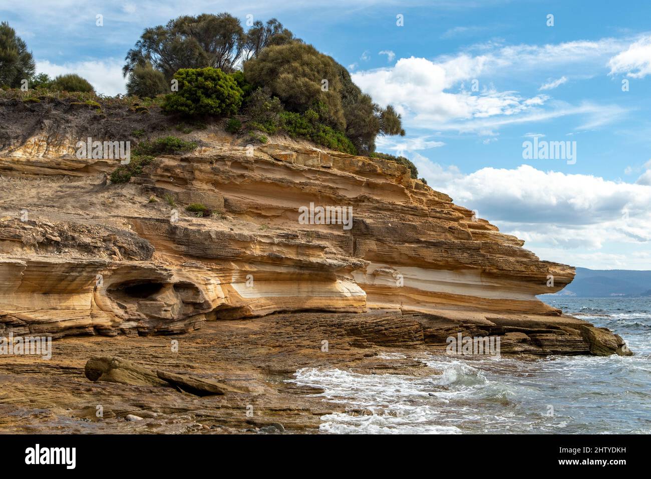 Painted Cliffs, Maria Island, Tasmania, Australia Stock Photo - Alamy