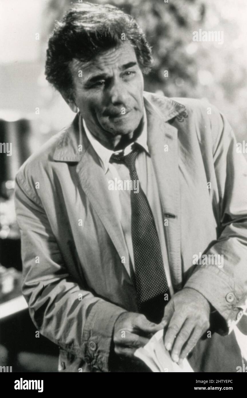 American actor peter falk hi-res stock photography and images - Alamy