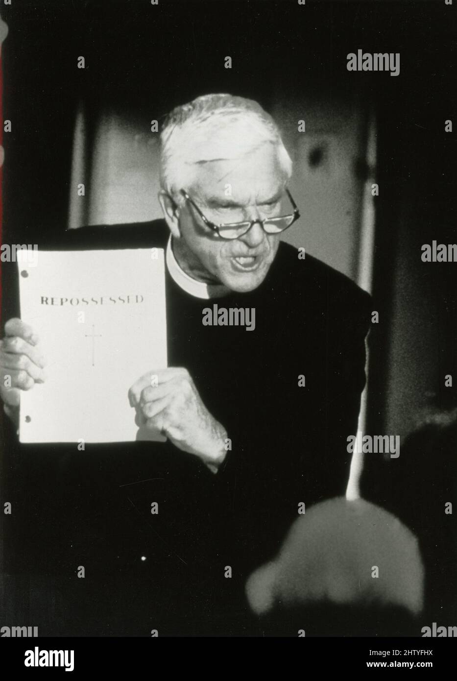 Leslie nielsen repossessed 1990 hi-res stock photography and images - Alamy