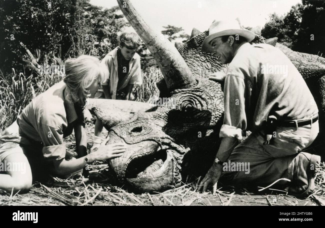 Jurassic park 1993 sam neill hi-res stock photography and images - Alamy