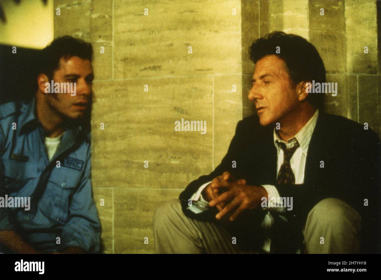 John travolta dustin hoffman mad hi-res stock photography and images ...