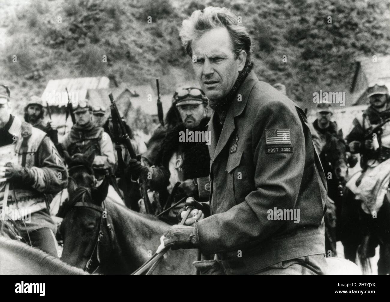 The postman kevin costner 1997 hi-res stock photography and images - Alamy