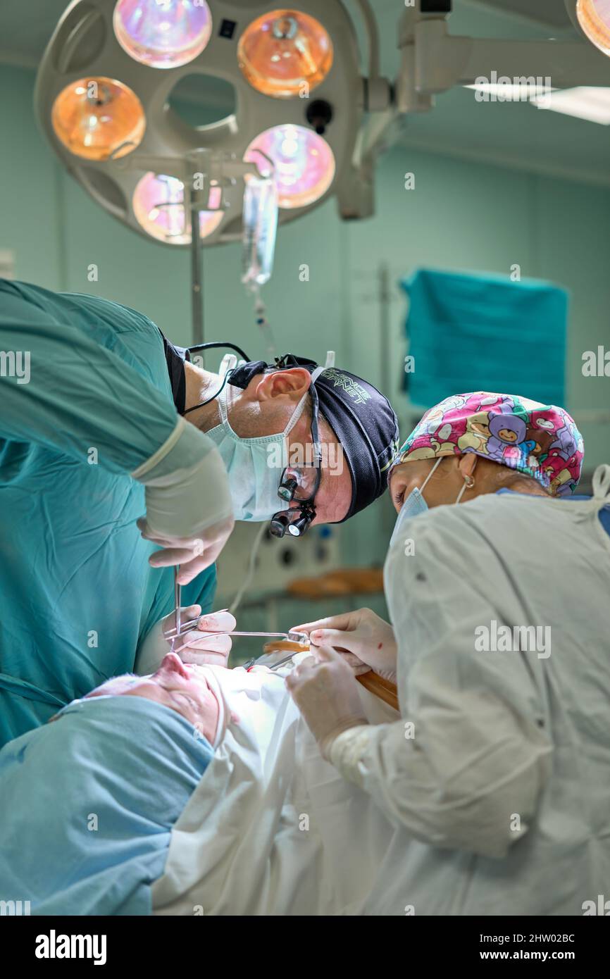 Hospital teamwork hi-res stock photography and images - Alamy