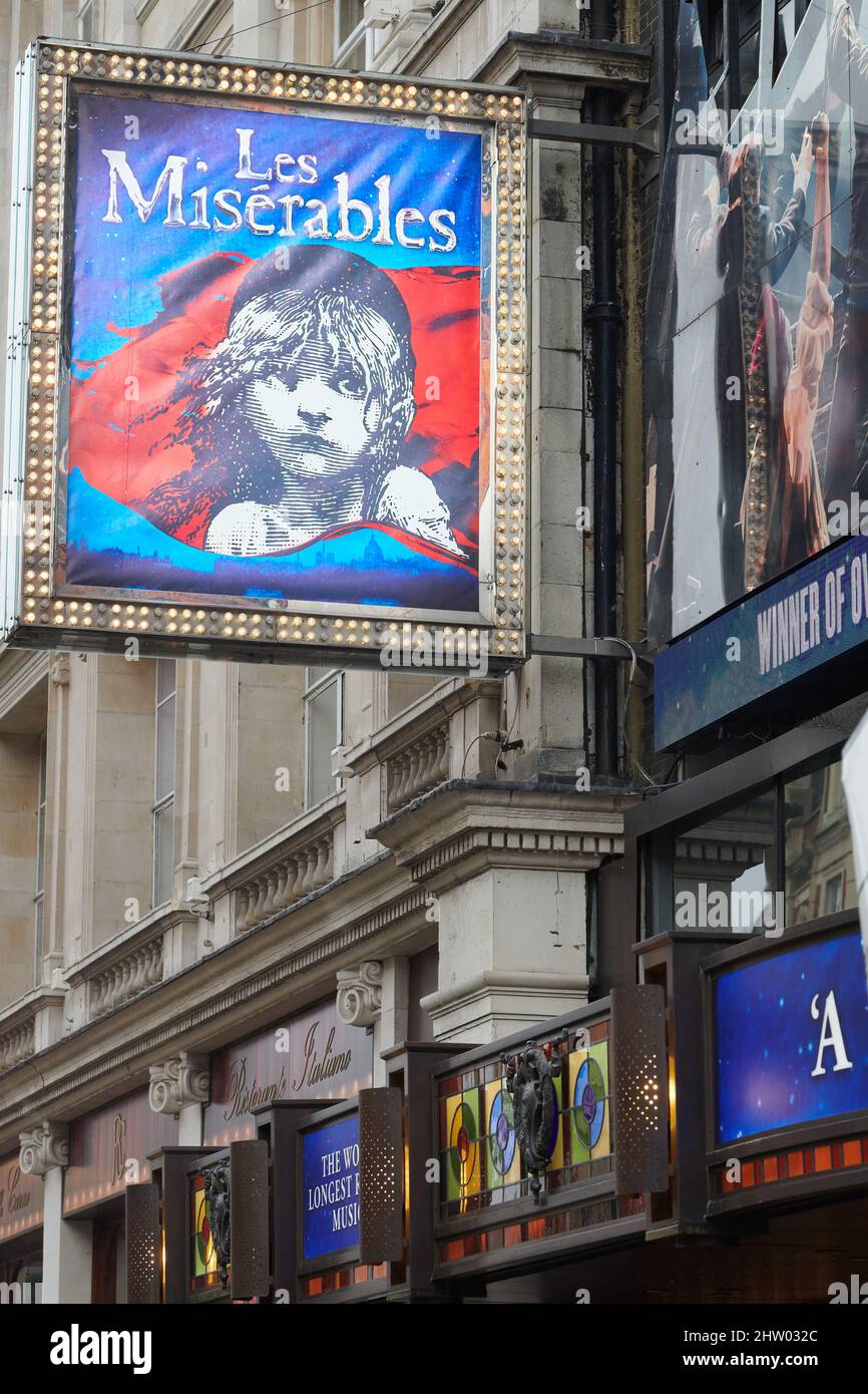 Les miserables london theatre hi-res stock photography and images - Alamy