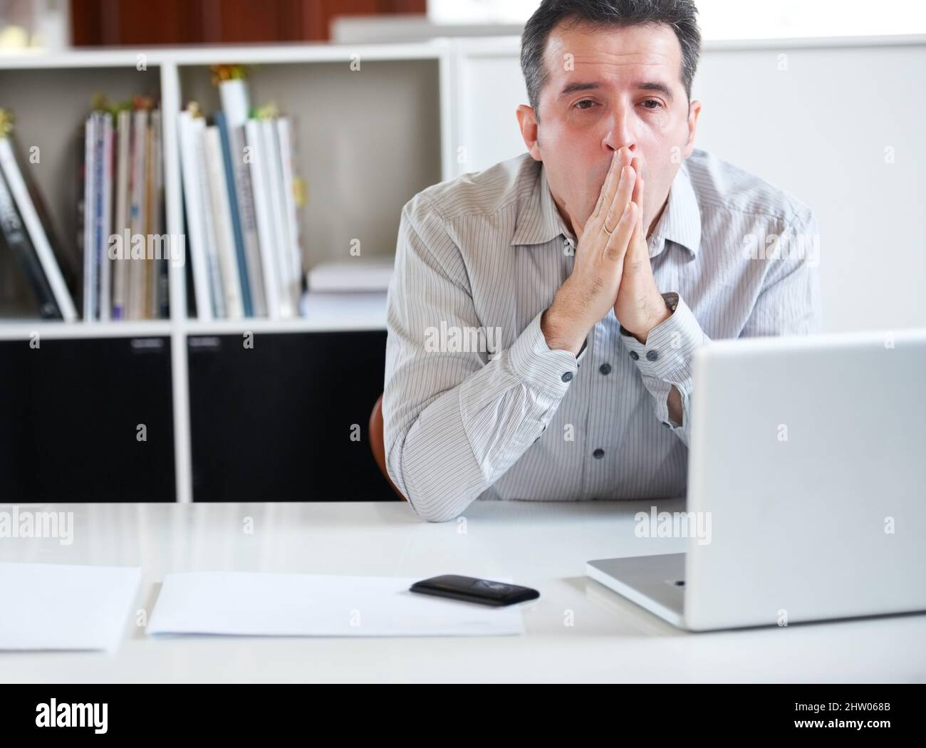 Man freaking out hi-res stock photography and images - Alamy