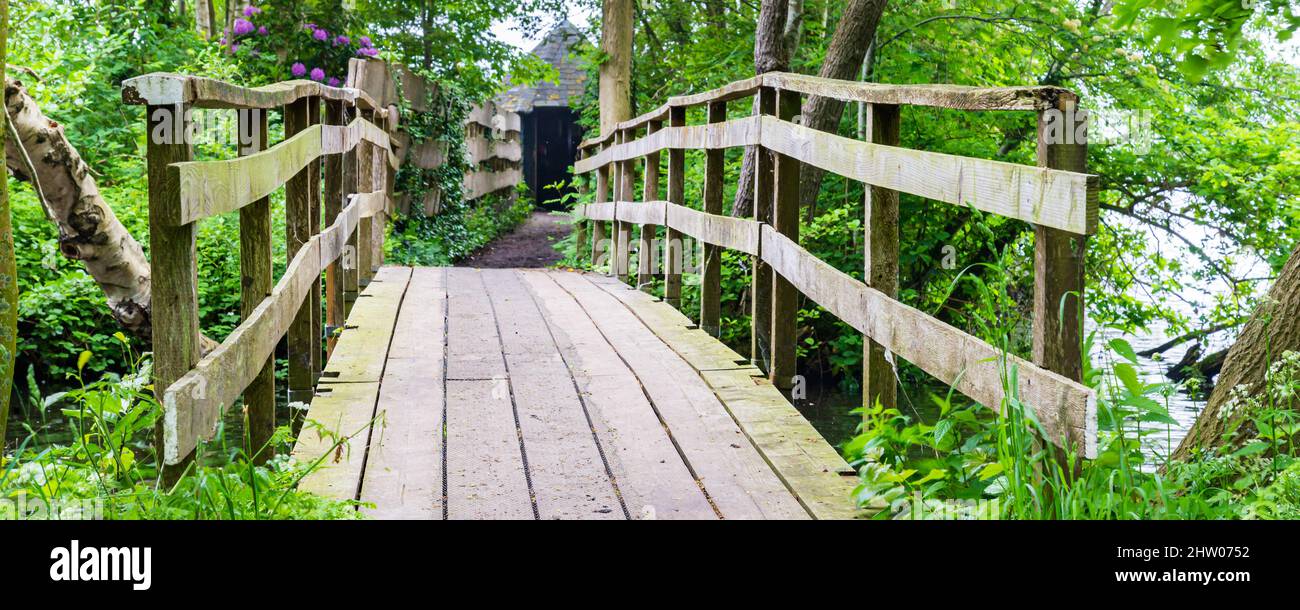 Wooden bridge and lookout hi-res stock photography and images - Alamy