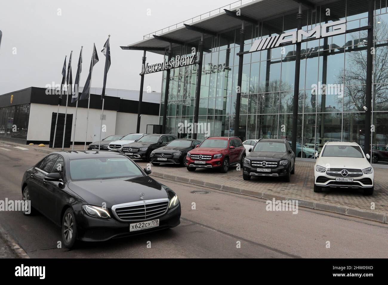 Russia st petersburg mercedes benz hi-res stock photography and images ...