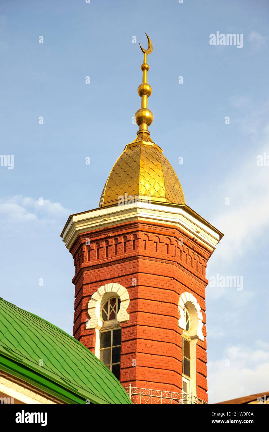 Minaret of the Central Mosque (Kyzyl Mosque) close-up. Astrakhan ...