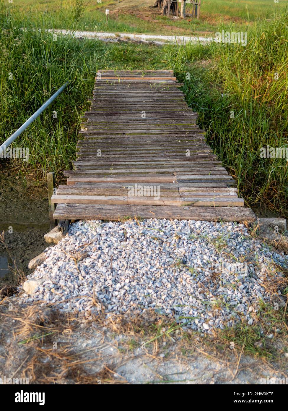 Bridge in rural area hi-res stock photography and images - Alamy