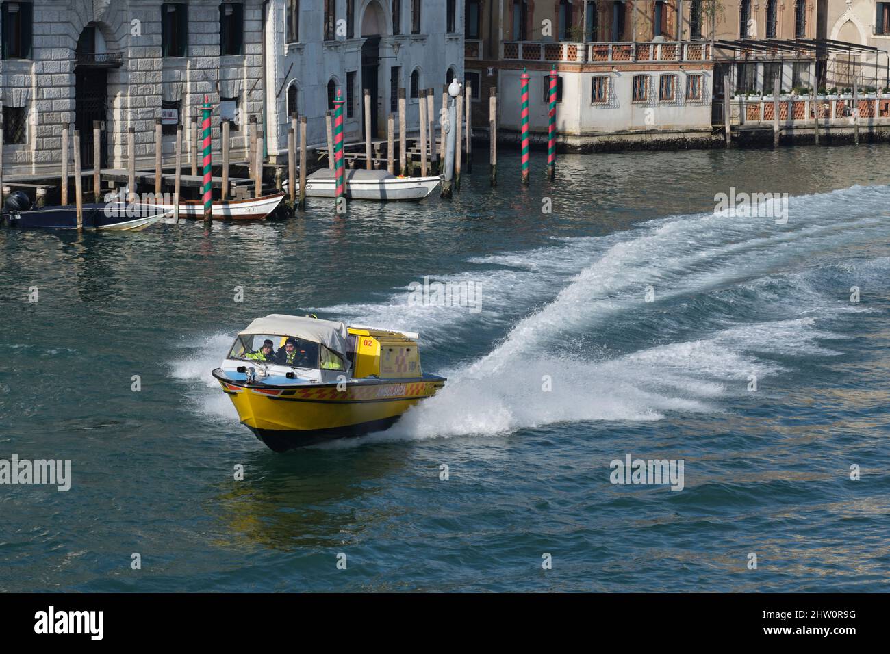 Ambulance speedboat hi-res stock photography and images - Alamy