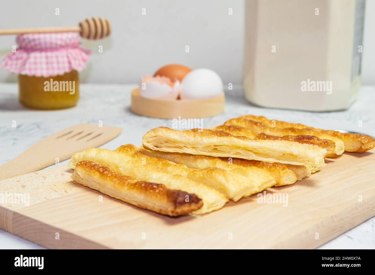 Parmesan puff pastry sticks hi-res stock photography and images - Alamy