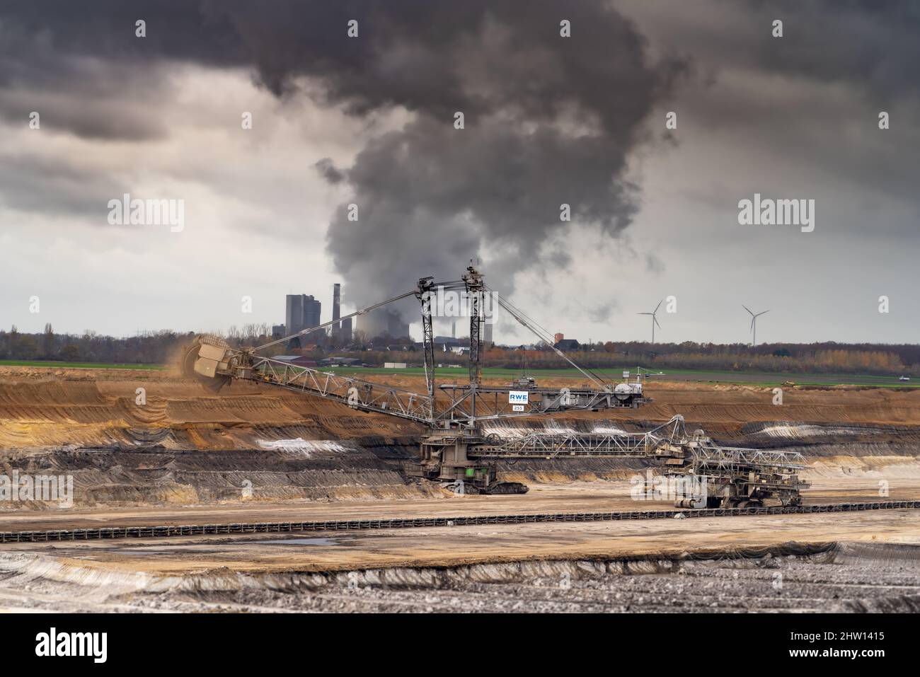 Open cast mining from RWE Stock Photo - Alamy