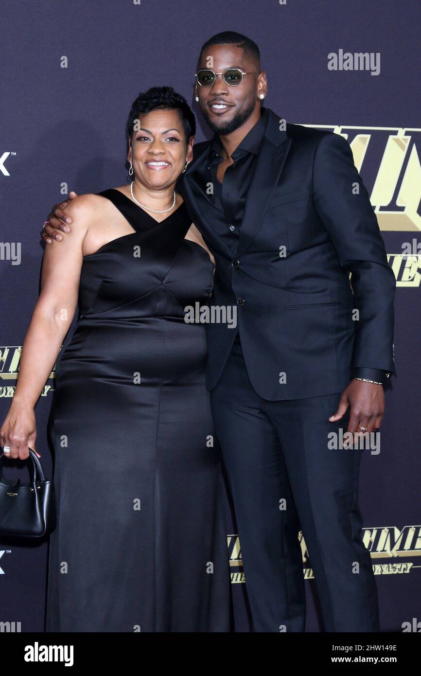 Los Angeles, CA. 2nd Mar, 2022. Mother, Quincy Isaiah at arrivals for ...