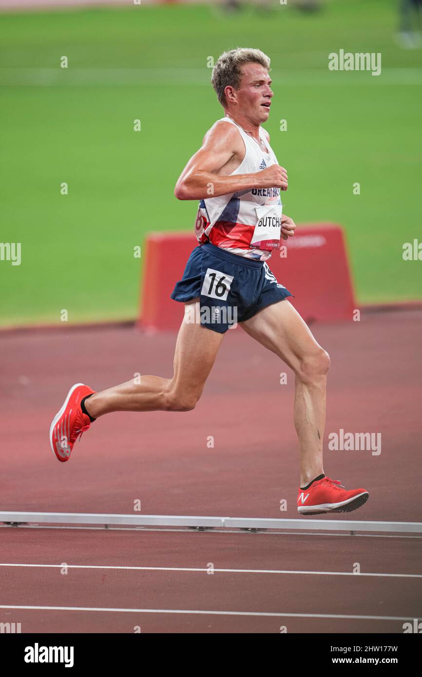Andrew Butchart participating in the 2020 Tokyo Olympics in the 5000m ...