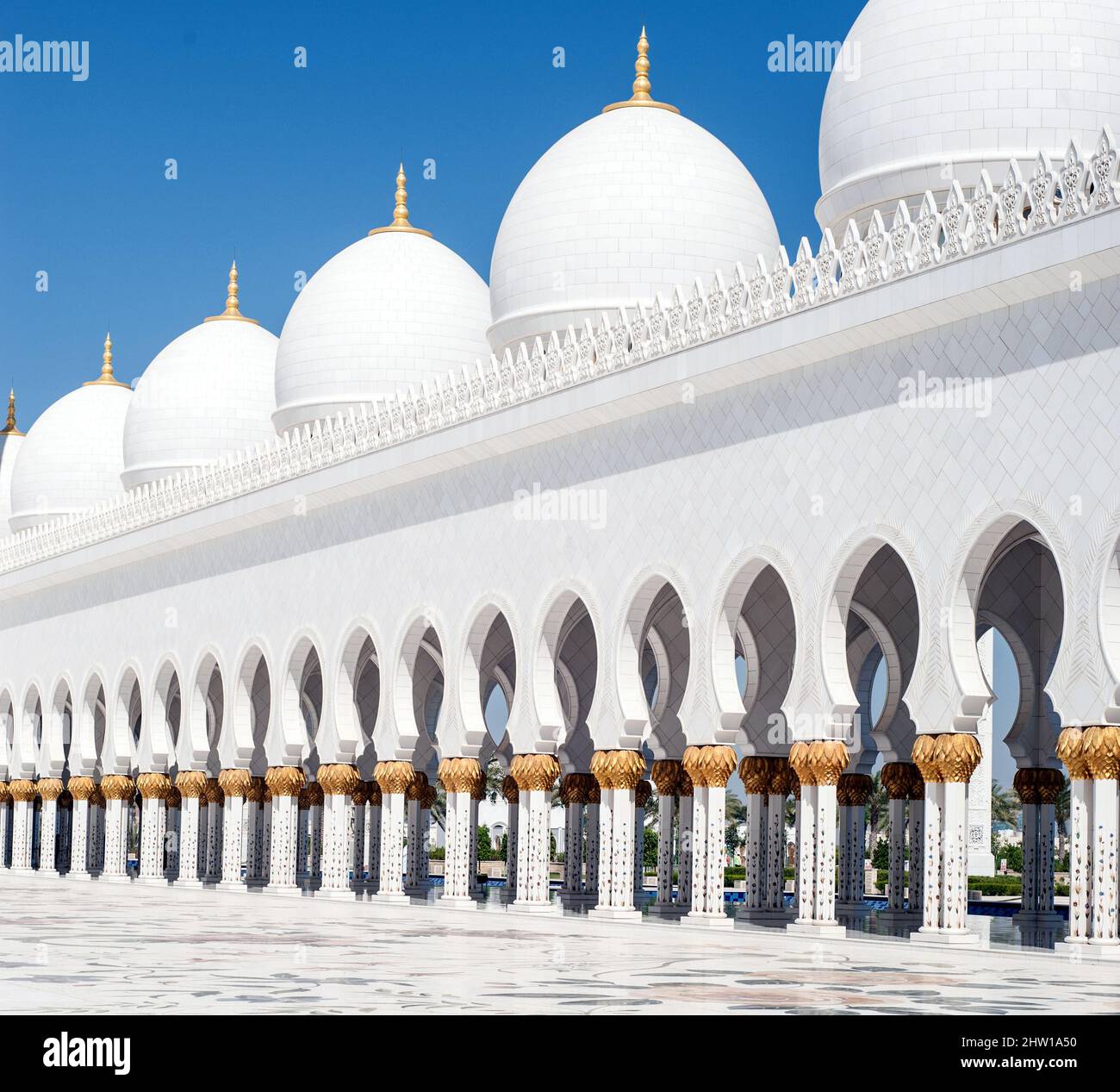 Close-up of Arabic Sheihk Zayed mosque in Abu Dhabi Stock Photo - Alamy