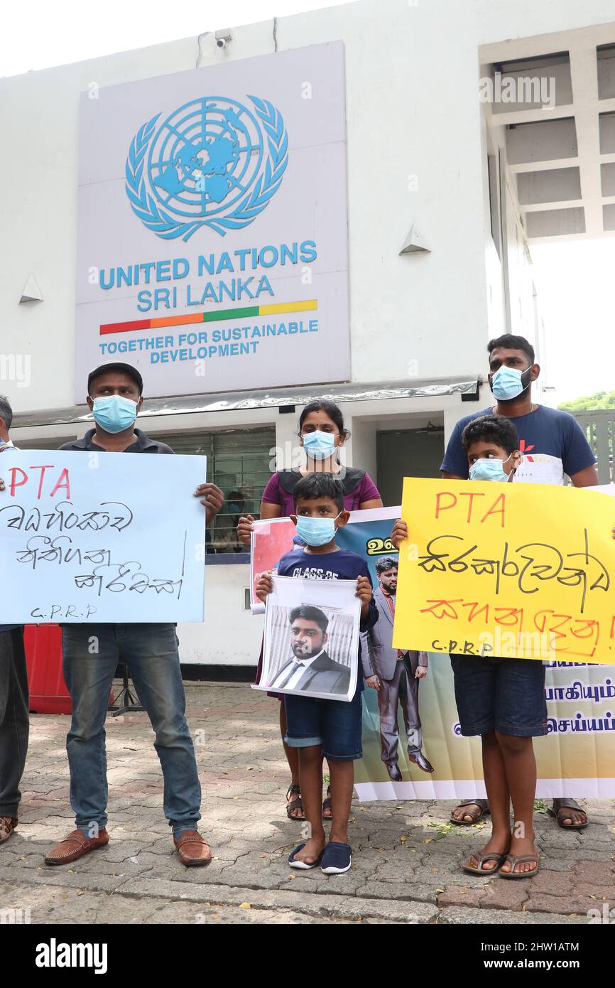 Sri Lanka. 03rd Mar, 2022. Sri Lankan civil rights activists protest ...