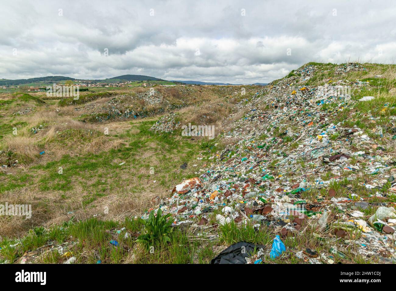 Garbage dump europe hi-res stock photography and images - Alamy